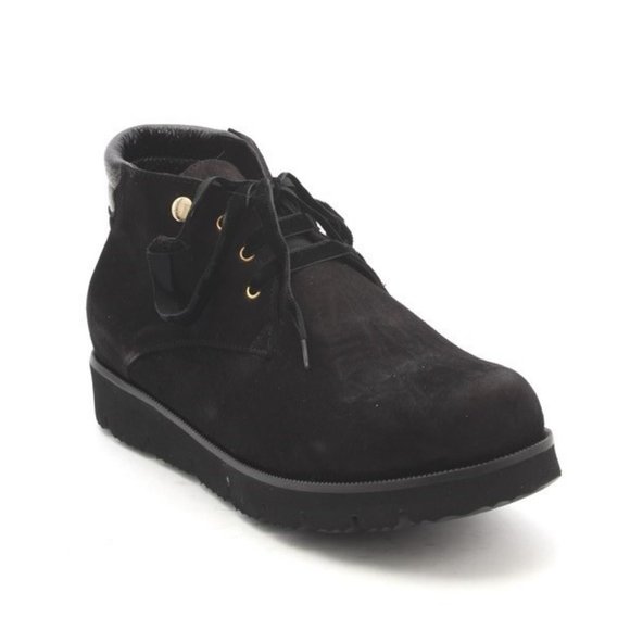 Lucrezia B. | Shoes | Italian Black Suede Sheepskin Laceup Ankle Boots ...